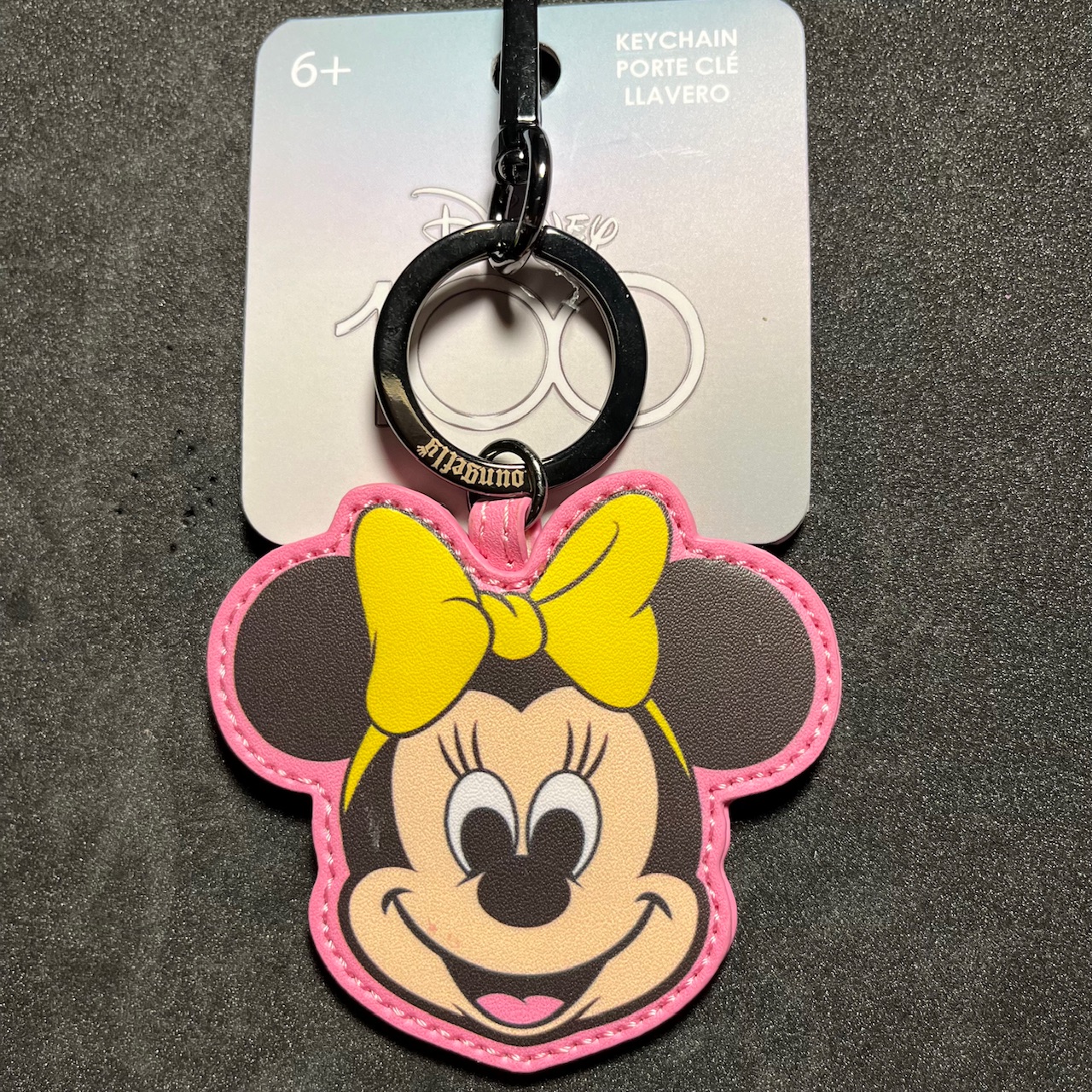 Minnie Mouse Disney100 Keychain - Disney Pins Blog